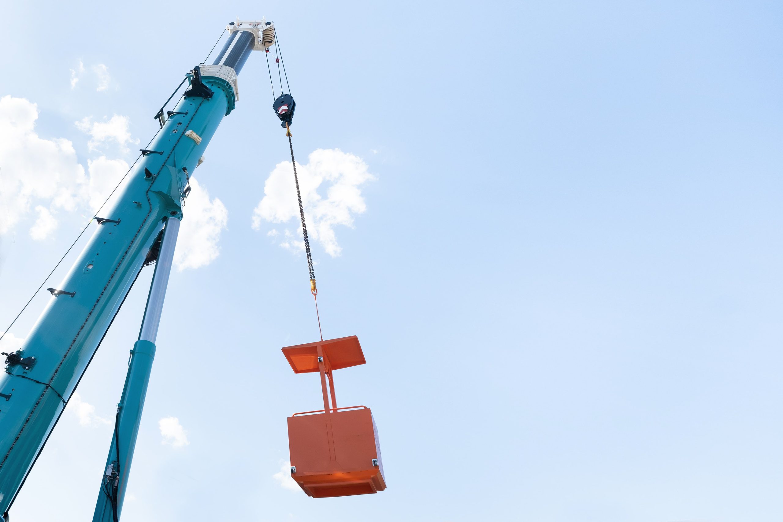 Pluma Grúa: Versatilidad y Eficiencia en la Construcción - ᐈ Grisco ️